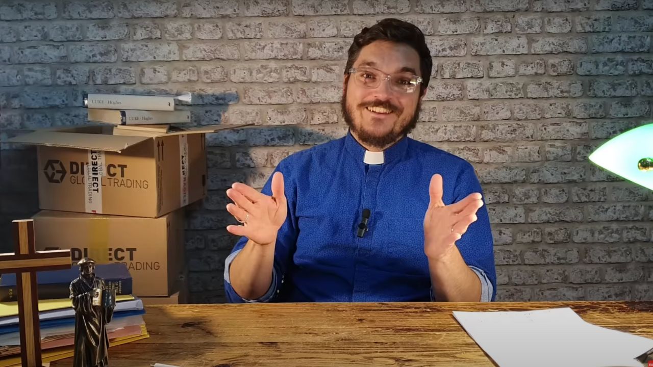 CofE re-opens disciplinary case against vicar for calling trans priest ...