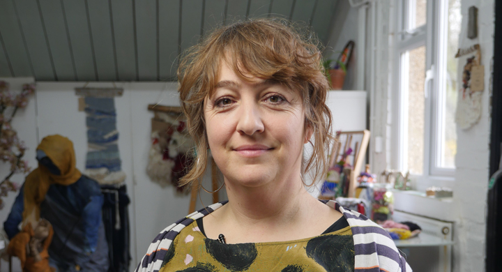 Cancelled artist who questioned puberty blockers takes legal action ...